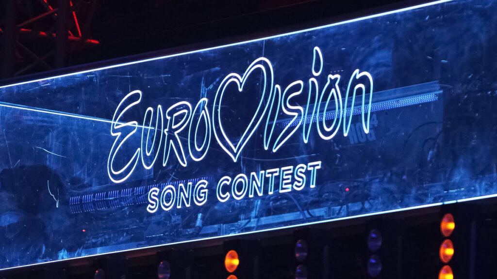 Eurovision Song Contest 2021 – Wie der Phönix aus der Asche – Junge ...